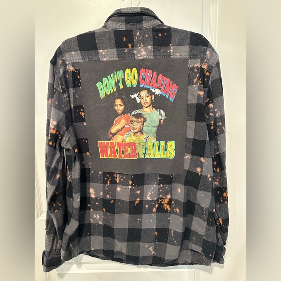 Sonoma | Shirts | Tlc Dont Go Chasing Waterfalls Upcycled Bleach Died ...